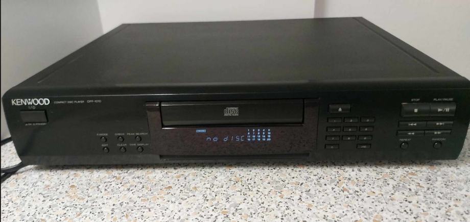 HI-FI SURROUND RECEIVER KENWOOD 5020 + CD PREDVAJALNIK KENWOOD