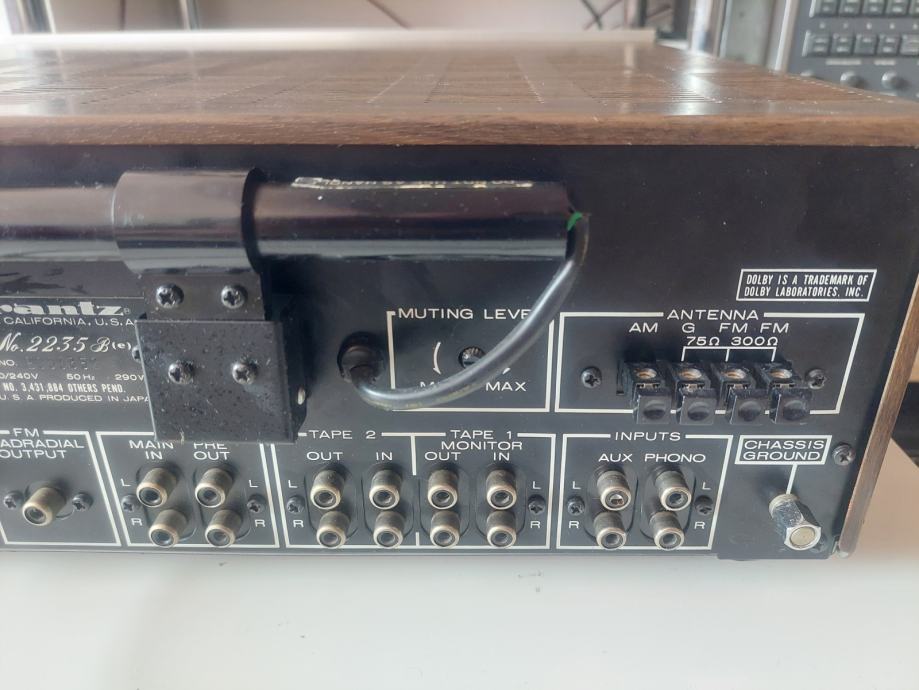 Marantz 2235B vintage receiver