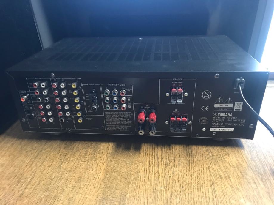Receiver Yamaha RX-V357