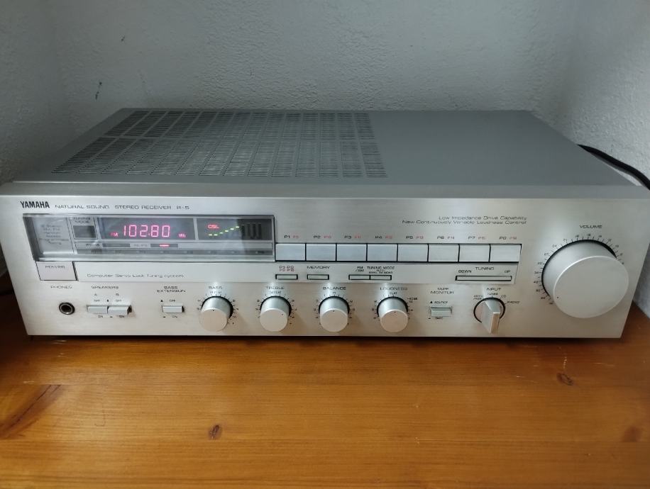 YAMAHA R-5, stereo receiver, vintage