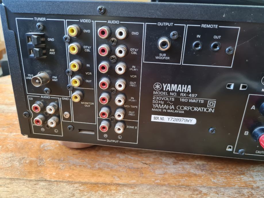 YAMAHA RX-497, 2.1 stereo receiver
