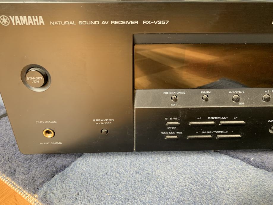 Yamaha RX-V357