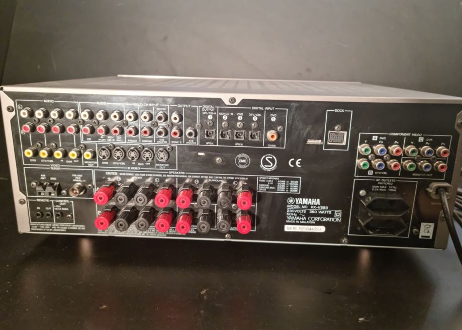 Yamaha RX V557 6.1 Channel 540 Watt Receiver