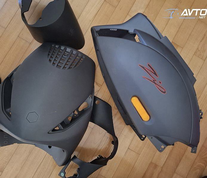 Piaggio zip body kit/ plastike