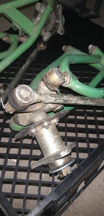 sprednji del atvja 125