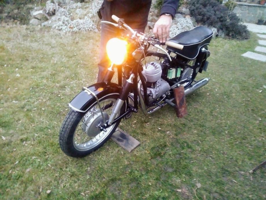 STEIB S350/500/LS200 dele prodam- bočna prikolica.