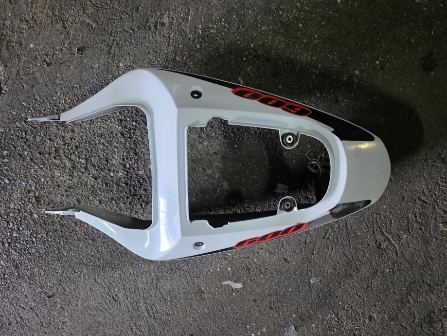 SUZUKI GSXR 600 2003 ZADEK Z LUČJO