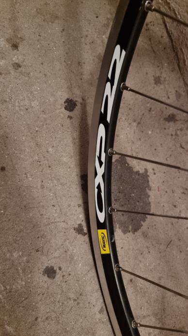 Obroči za cestno kolo Mavic Novo