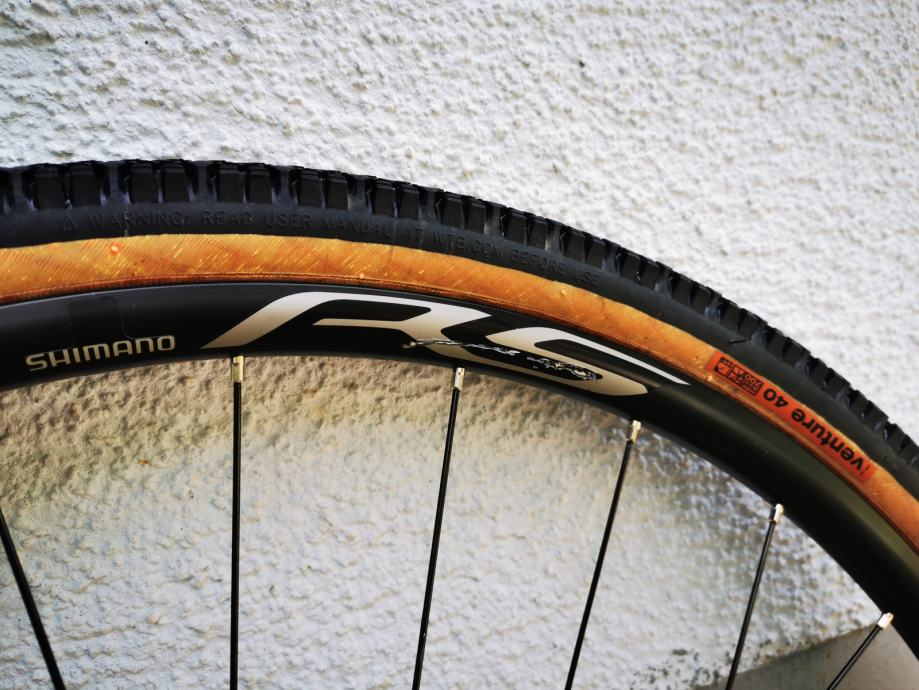 Obroči Shimano WH-RS171 700C disc