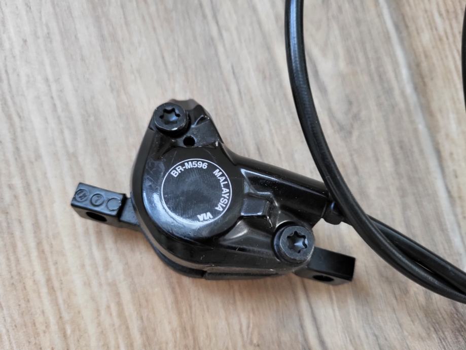 zadnja zavora Shimano Deore BR-M596 - z nedelujočim batkom