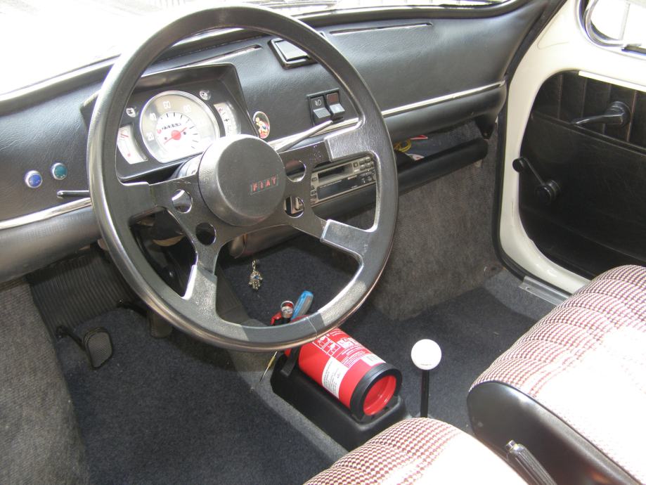 Fiat X 1/9 izvirni volan