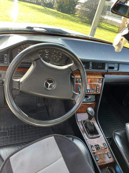 Marcedes benz tip 124