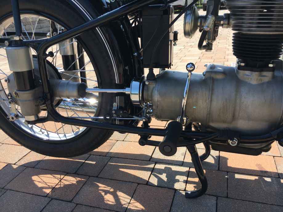 MOTORNO KOLO BMW R25/2 1952