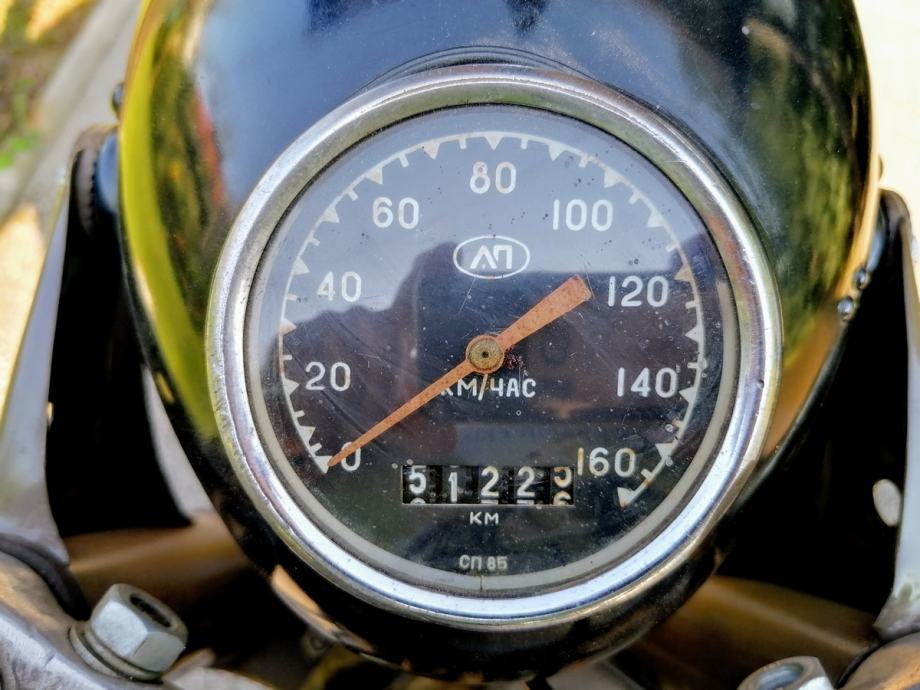 Motorno kolo s prikolico Ural M61