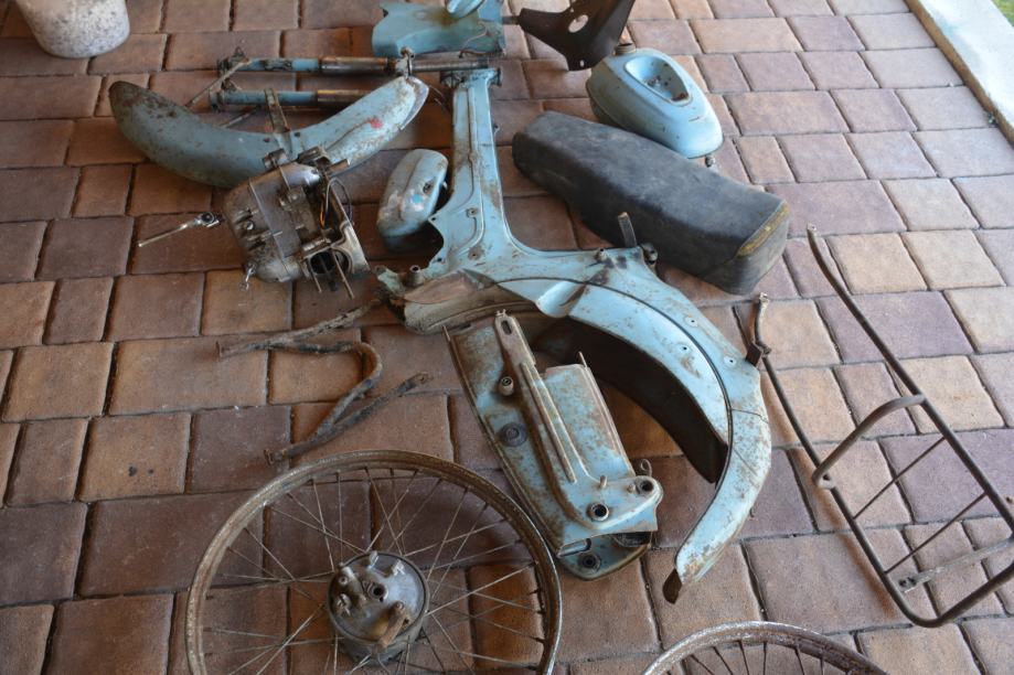 Tomos Colibri T12 - po delih
