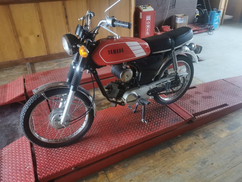 yamaha fs1