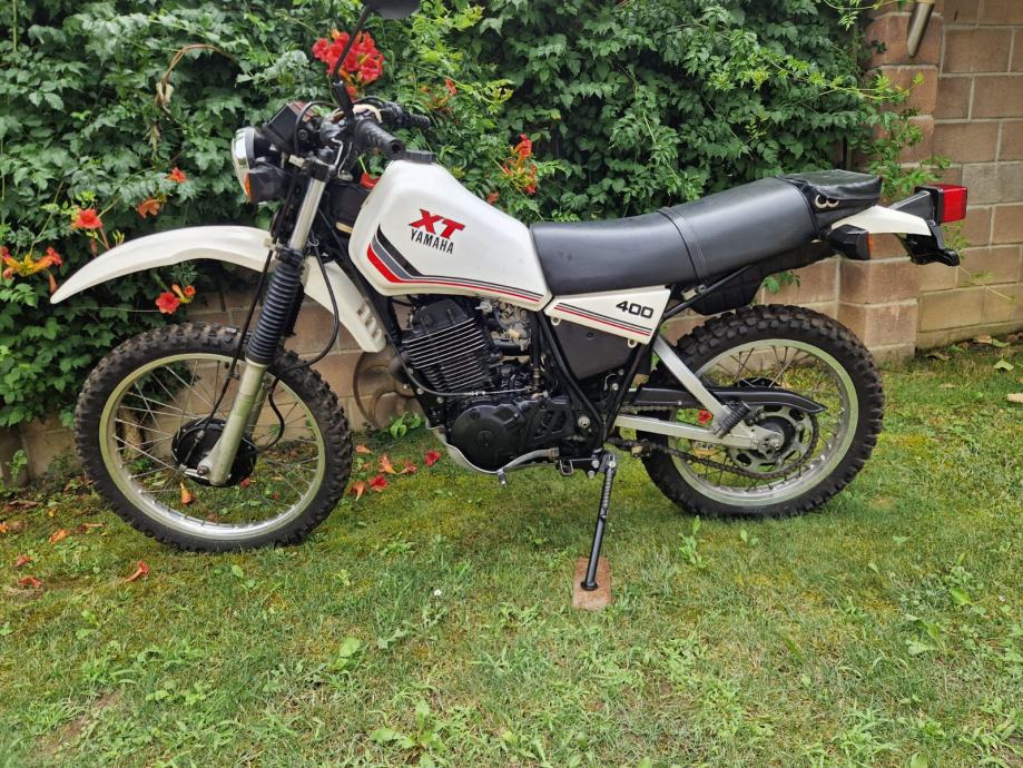 YAMAHA XT 400 ENDURO