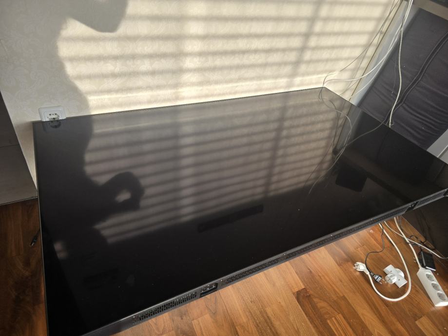 Philips 65OLED718/12 – 65 OLED 4K Ambilight Smart TV (kot nov)
