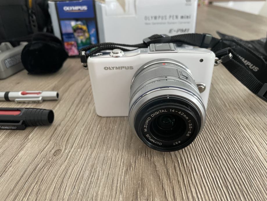 Olympus Pen Mini - E-PM1