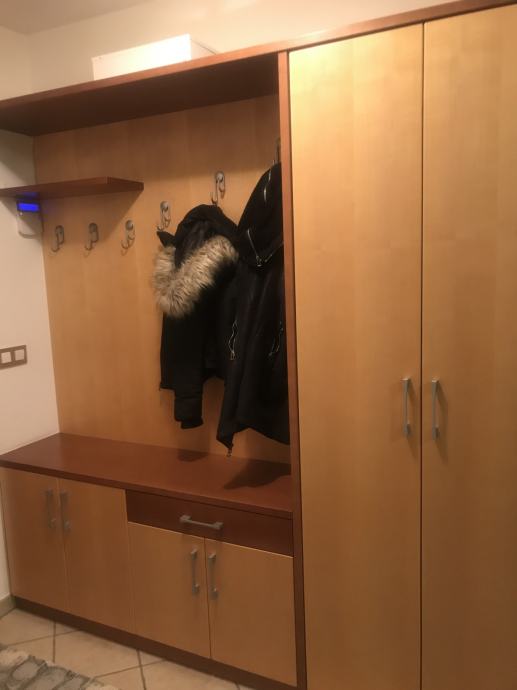 Predsoba omara 2 kosa