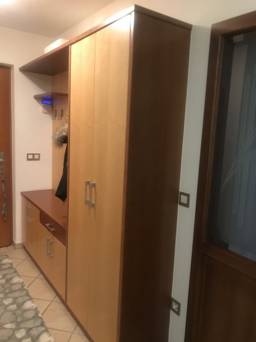 Predsoba omara 2 kosa