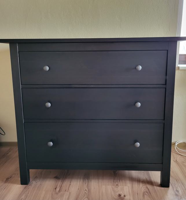 Hemnes predalnik, Ikea