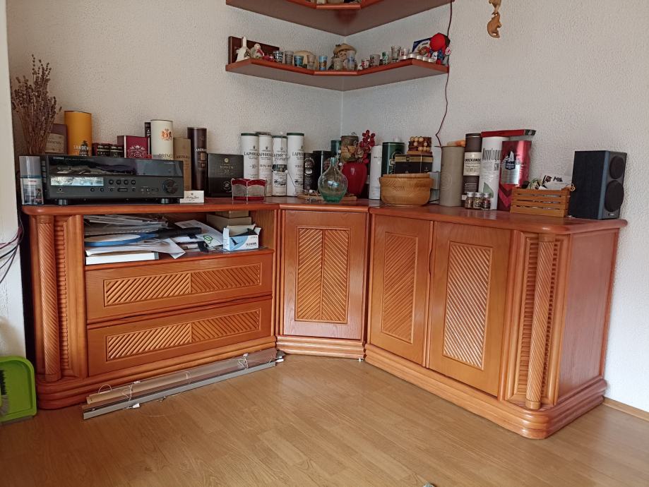 Prodam POHIŠTVO ZA DNEVNO SOBO