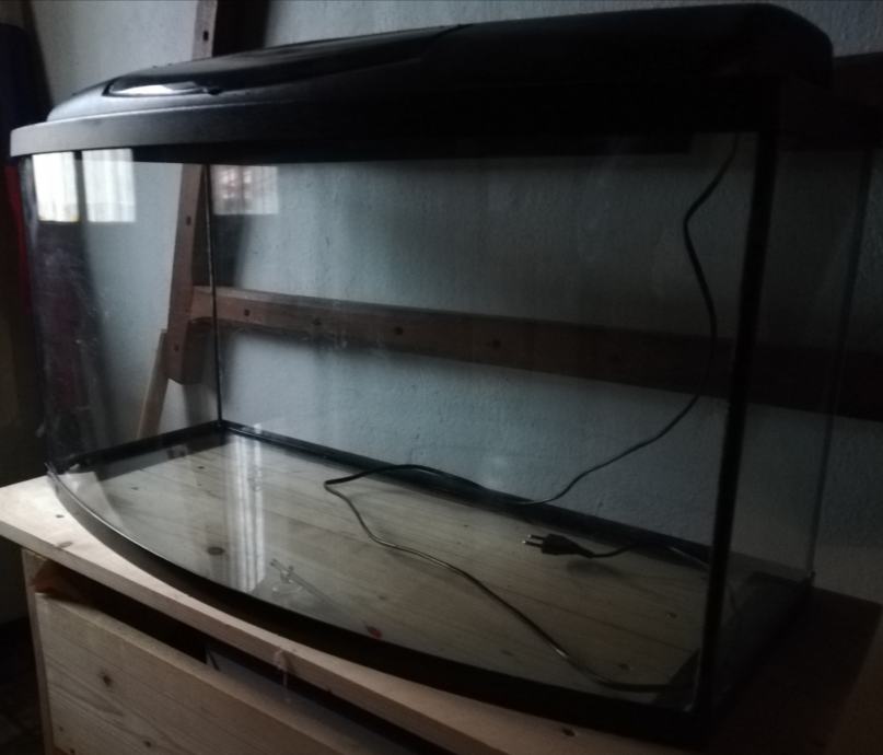 Akvarij 100l