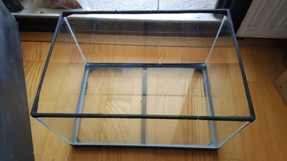Akvarij D35 x š23,5 x V22 (Maribor)