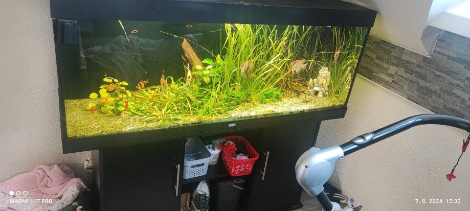 Akvarij juwel 450l