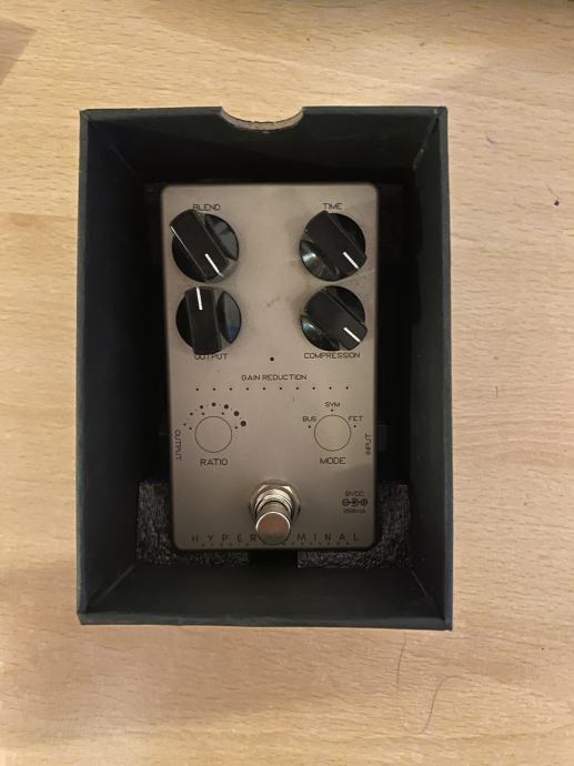 Darkglass Hyper Luminal Compressor
