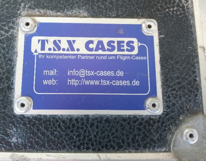 FMC bas kabineti z flight case prodam ali menjam?