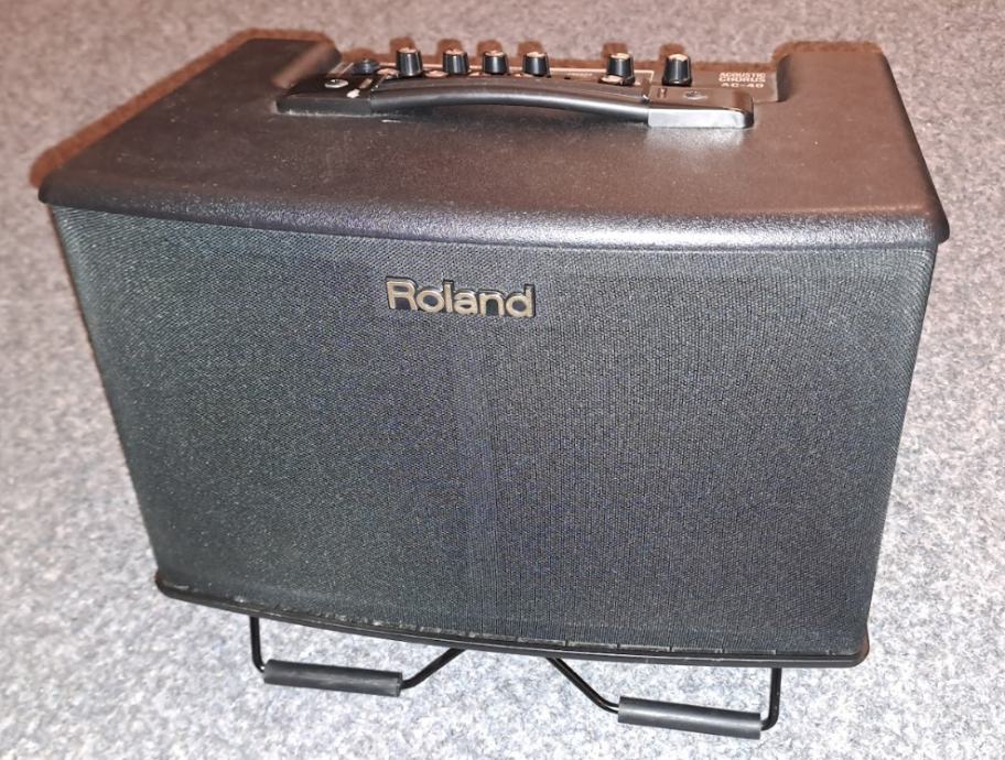 Roland AC 40, Ojačevalec za akustično kitaro