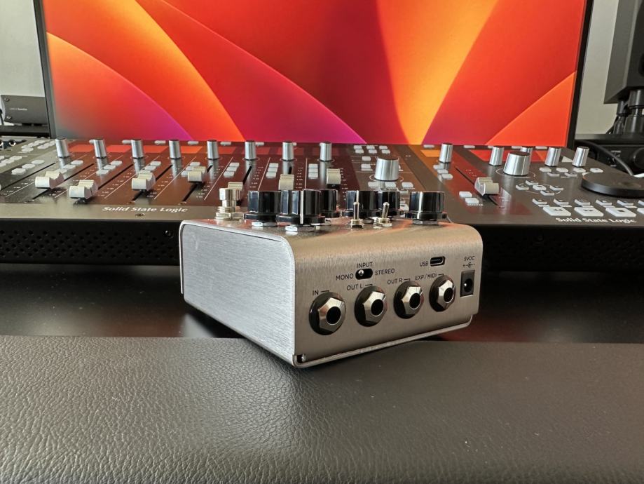 Strymon Deco V2 Tape Saturation & Doubletracker Guitar Pedal