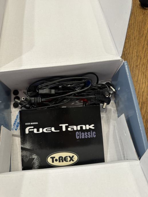 T Rex Fuel Tank power supply napajalnik za efekte