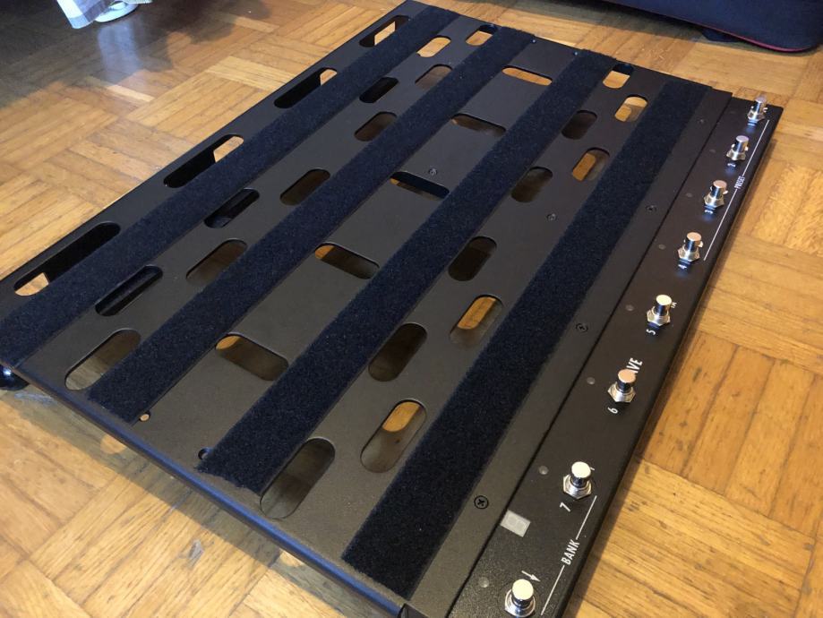 Voodoo Lab Dingbat PX pedalboard, switcher + torba