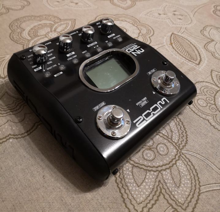 Zoom multi-effect G2Nu