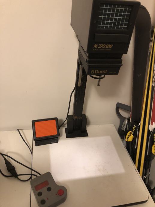 Povečevalnik za črno-bele fotografije Durst M370 BW