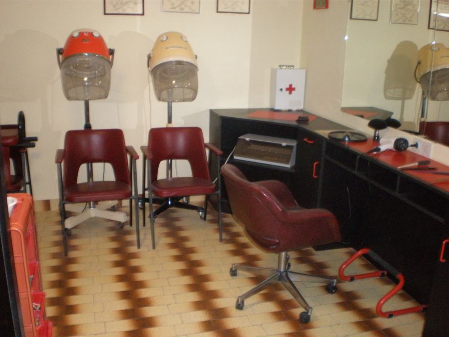 Oprema za frizerski salon