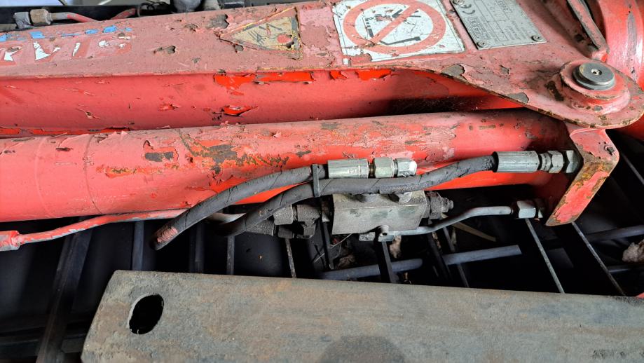 Fassi Dvigalo za Vozila M10A.12 letnik 2003