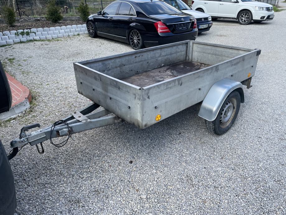 Tpv avto prikolica