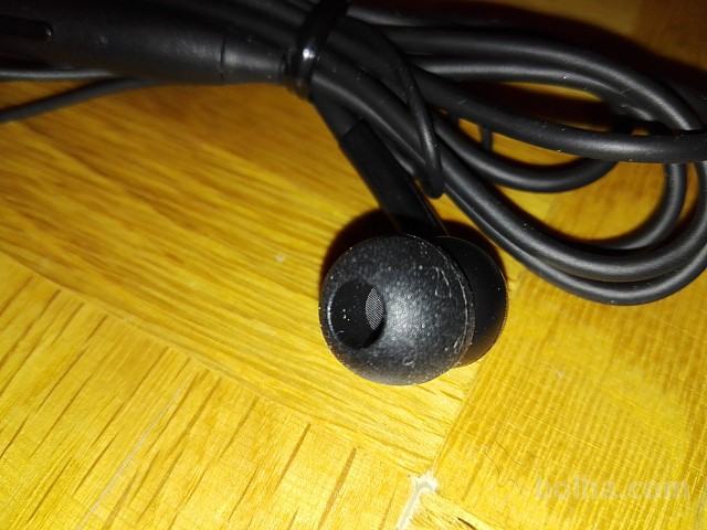 NERABLJENE slušalke SONY Ericsson MH650