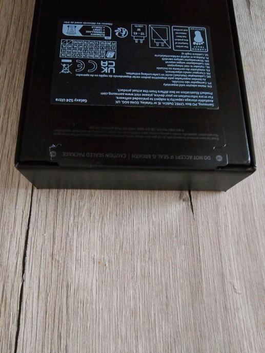 Samsung Galaxy S24 1tb Original Garancija i račun NOVO!