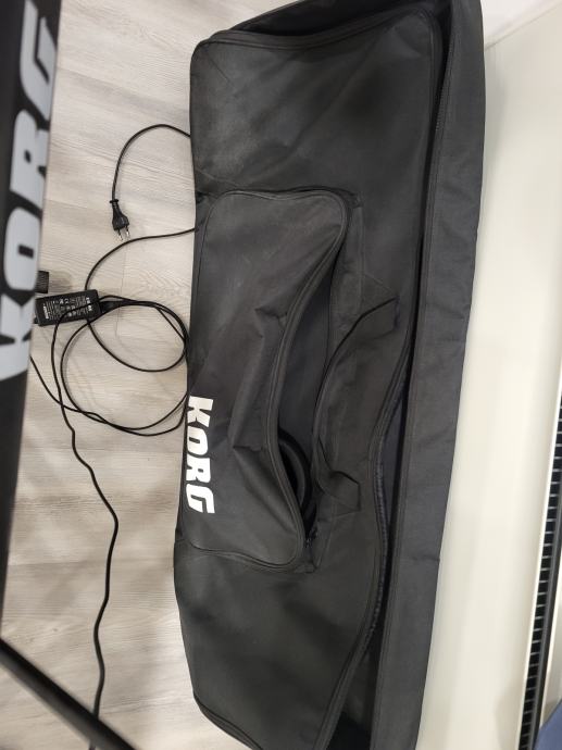 Klavijatura KORG Pa 300