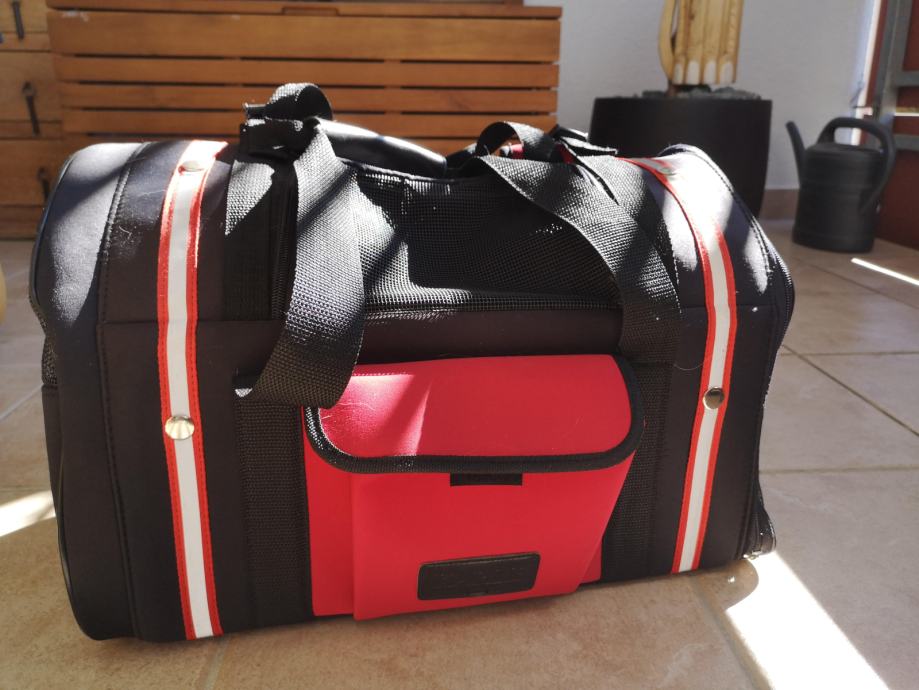 Prodam transportno torbo za muce