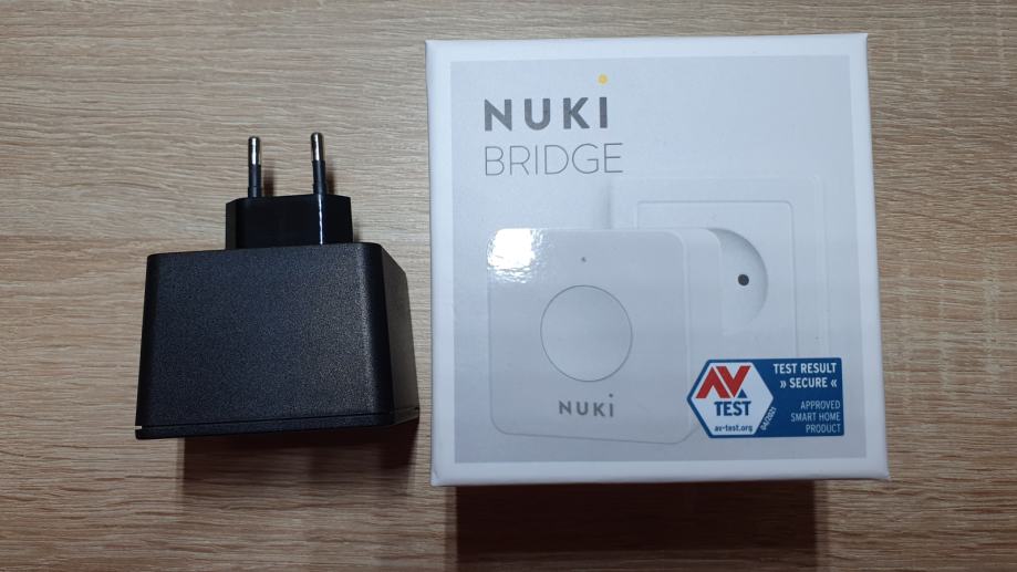 Pametna ključavnica Nuki Smart Lock 3.0 in Nuki Bridge