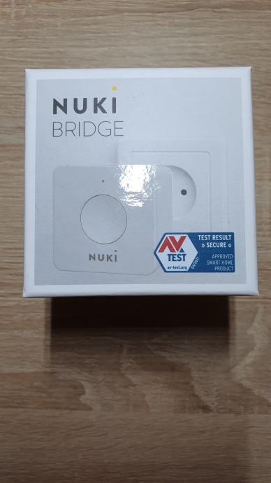 Pametna ključavnica Nuki Smart Lock 3.0 in Nuki Bridge
