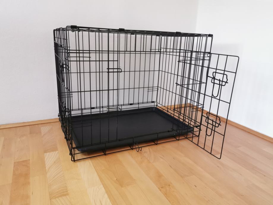 Kovinski boks za psa