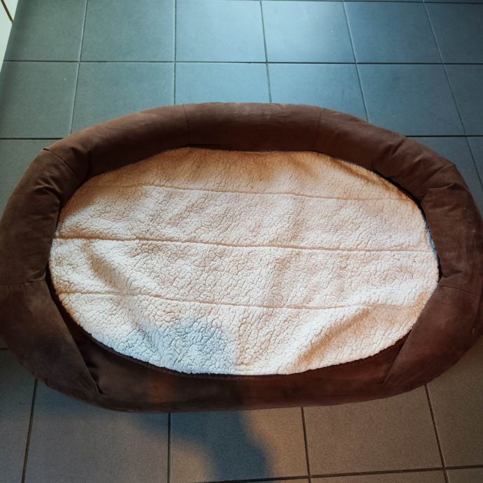 Ortopedska postelja za pse