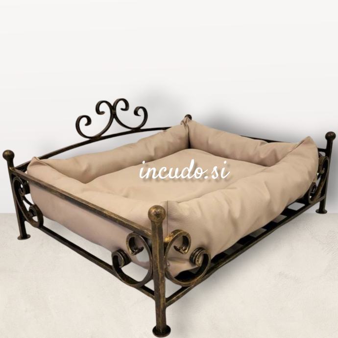 Postelja za pse in mačke P03